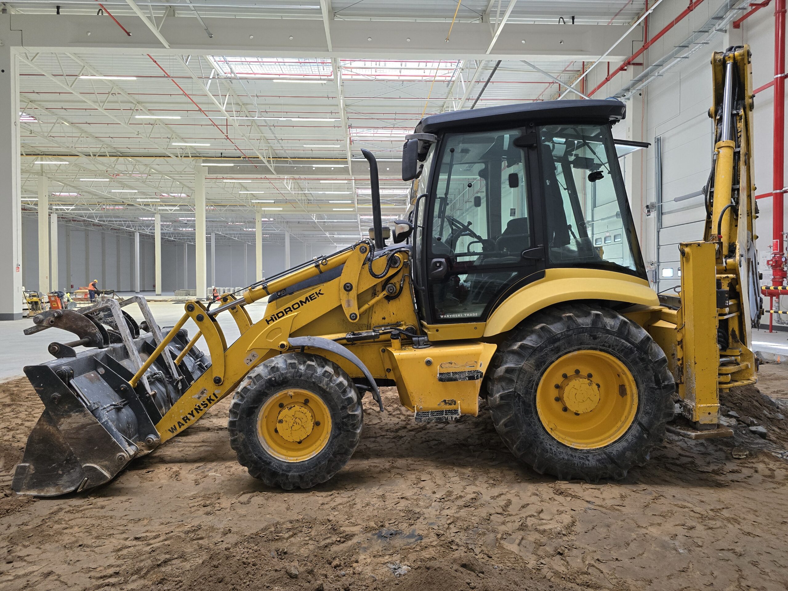 Używane maszyny budowlane na sprzedaż - Waryński